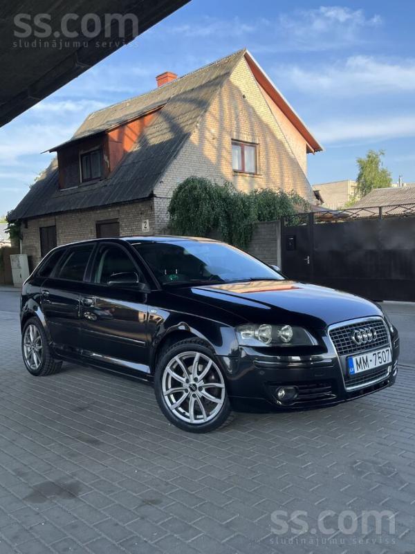 Black Audi A3 2004 in Daugavpils, with an engine capacity of 1.60 L and mileage of 297 thousand km for 2290 €, photo 1 on AUTOMOTO.COM.LV