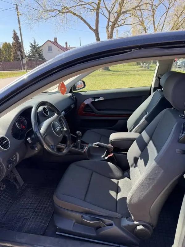 Black Audi A3 2004 in Ventspils, with an engine capacity of 2.00 L and mileage of 371 thousand km for 1590 €, photo 7 on AUTOMOTO.COM.LV