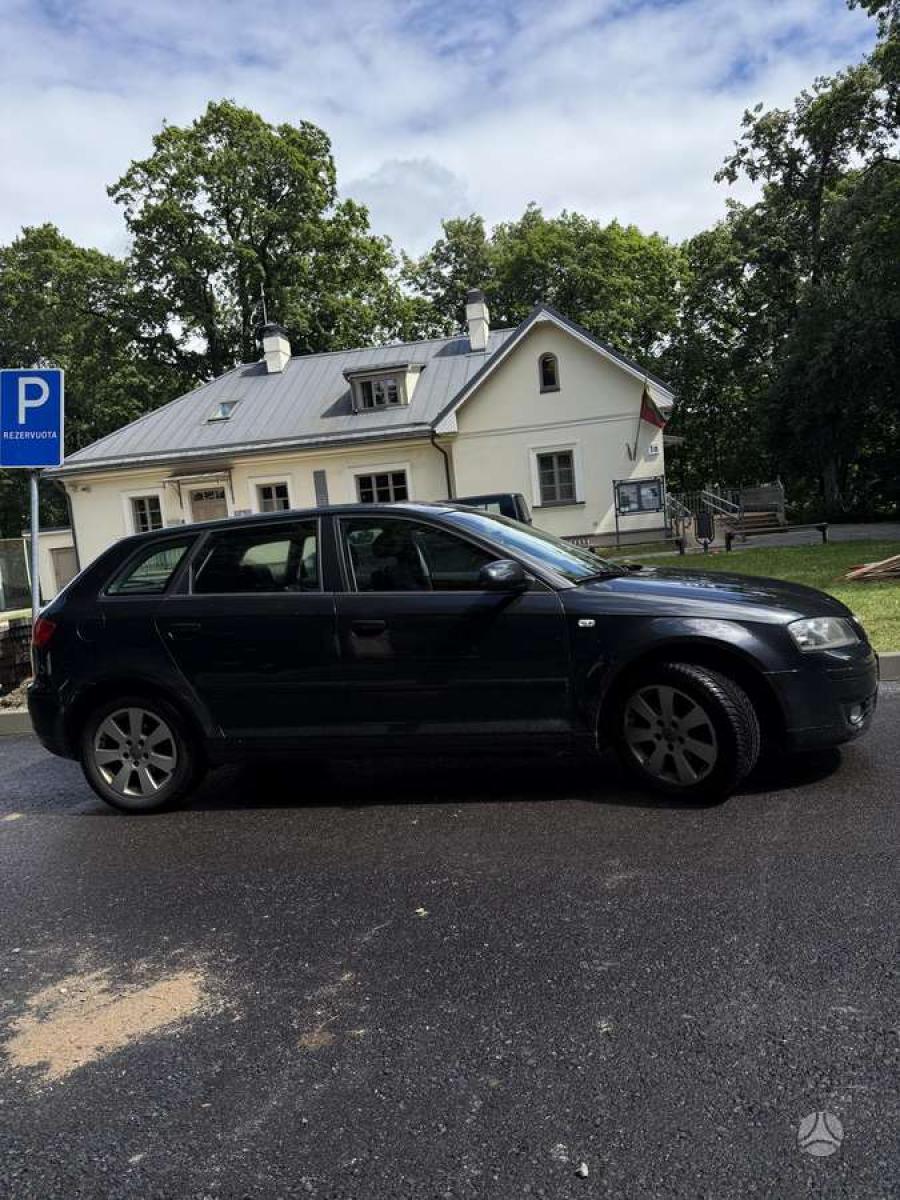 Black Audi A3 2004 in Vilnius, with an engine capacity of 1.98 L and mileage of 192 thousand km for 1499 €, photo 4 on AUTOMOTO.COM.LV