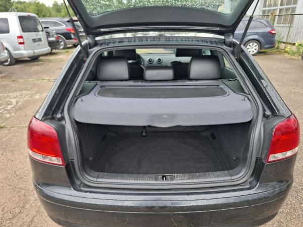 Melns Audi A3 2004 Utena, ar dzinēja tilpumu 1.97 L un nobraukumu 220 tūkst. km par 2100 €, foto 9 vietnē AUTOMOTO.COM.LV