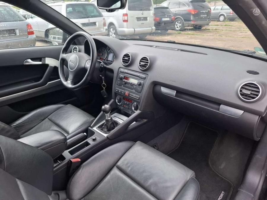 Melns Audi A3 2004 Utena, ar dzinēja tilpumu 1.97 L un nobraukumu 220 tūkst. km par 2000 €, foto 13 vietnē AUTOMOTO.COM.LV