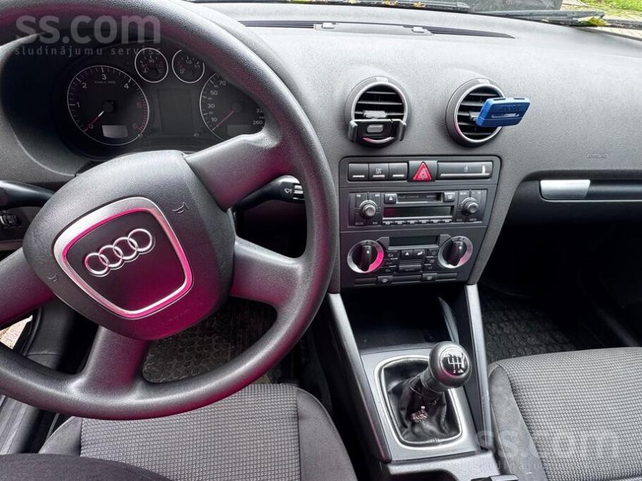 Melns Audi A3 2004 Liepāja, ar dzinēja tilpumu 1.90 L un nobraukumu 368 tūkst. km par 650 €, foto 8 vietnē AUTOMOTO.COM.LV