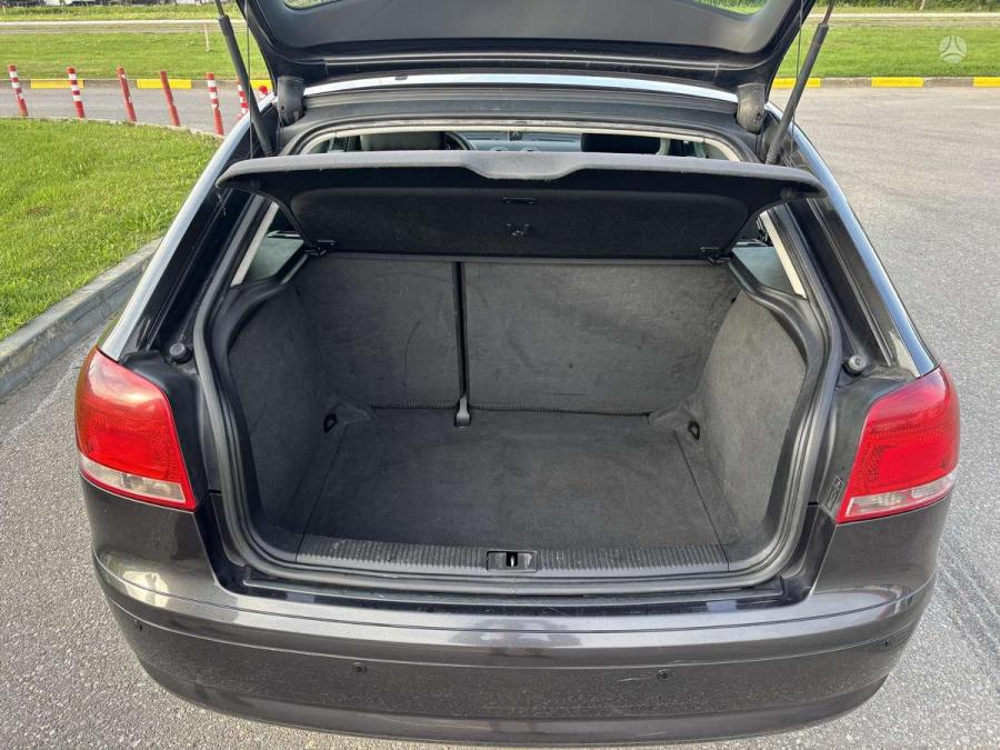 Melns Audi A3 2004 Klaipėda, ar dzinēja tilpumu 1.97 L un nobraukumu 300 tūkst. km par 1750 €, foto 7 vietnē AUTOMOTO.COM.LV