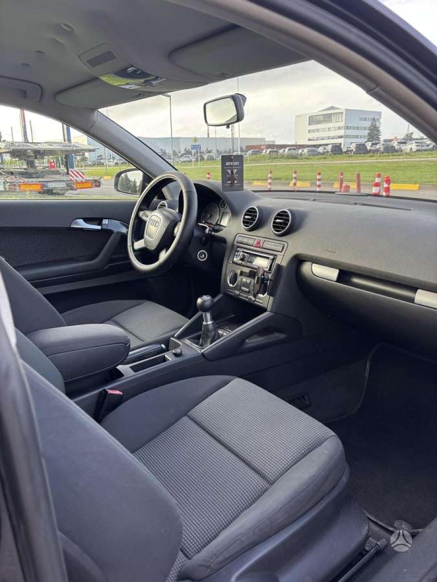 Melns Audi A3 2004 Klaipėda, ar dzinēja tilpumu 1.97 L un nobraukumu 300 tūkst. km par 1750 €, foto 12 vietnē AUTOMOTO.COM.LV