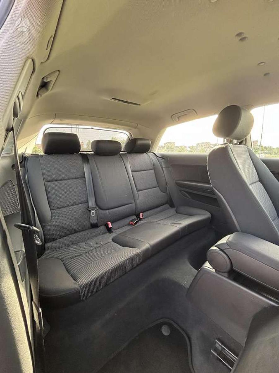 Melns Audi A3 2004 Klaipėda, ar dzinēja tilpumu 1.97 L un nobraukumu 300 tūkst. km par 1750 €, foto 14 vietnē AUTOMOTO.COM.LV