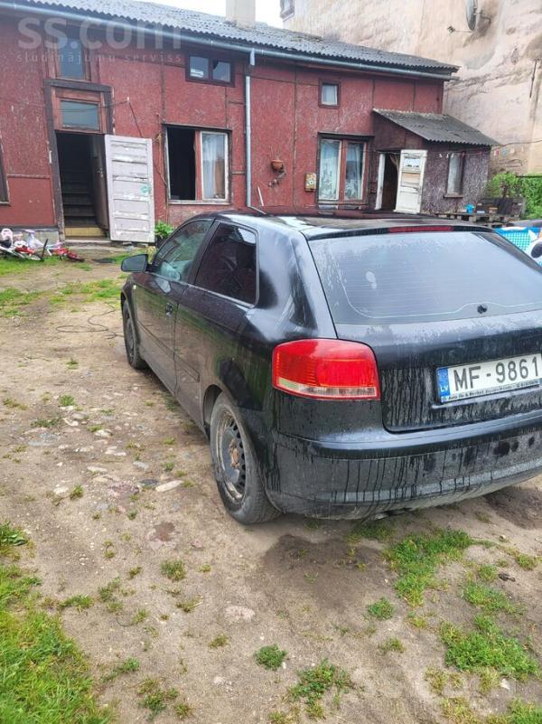 Black Audi A3 2004 in Aizkraukle, with an engine capacity of 2.00 L and mileage of 364 thousand km for 1650 €, photo 5 on AUTOMOTO.COM.LV