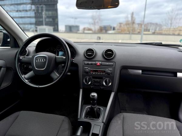 Black Audi A3 2005 in Riga, with an engine capacity of 2.00 L and mileage of 308 thousand km for 2750 €, photo 6 on AUTOMOTO.COM.LV