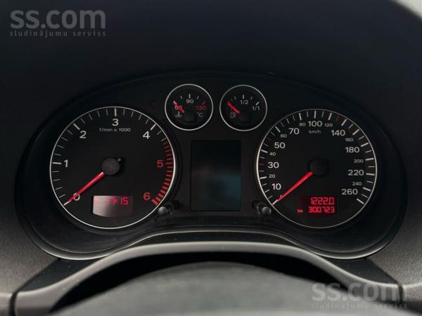 Black Audi A3 2005 in Riga, with an engine capacity of 2.00 L and mileage of 308 thousand km for 2750 €, photo 10 on AUTOMOTO.COM.LV