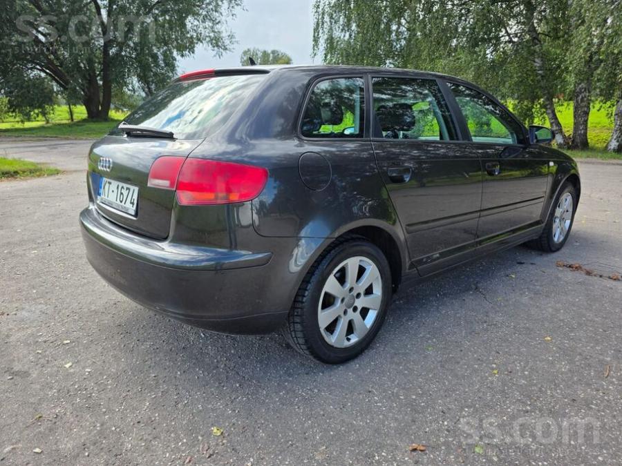 Melns Audi A3 2005 Rīga, ar dzinēja tilpumu 2.00 L un nobraukumu 294 tūkst. km par 2600 €, foto 3 vietnē AUTOMOTO.COM.LV