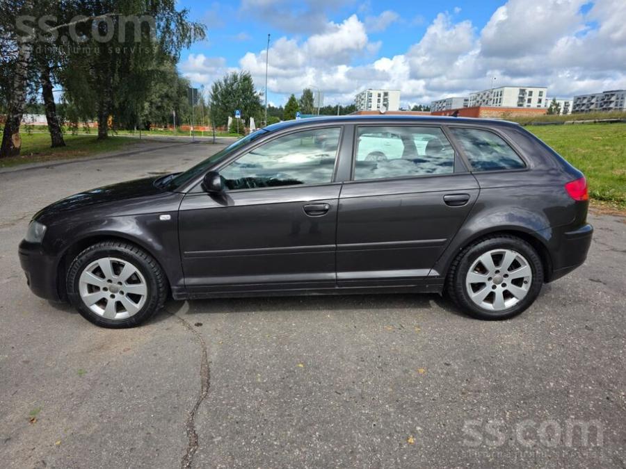 Melns Audi A3 2005 Rīga, ar dzinēja tilpumu 2.00 L un nobraukumu 294 tūkst. km par 2600 €, foto 5 vietnē AUTOMOTO.COM.LV
