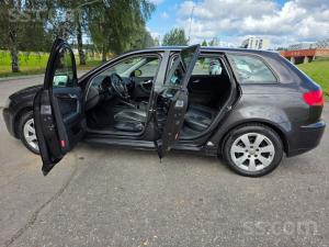 Melns Audi A3 2005 Rīga, ar dzinēja tilpumu 2.00 L un nobraukumu 294 tūkst. km par 2600 €, foto 7 vietnē AUTOMOTO.COM.LV