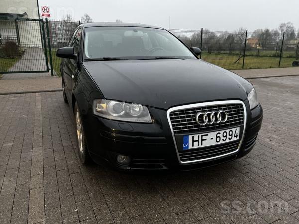 Black Audi A3 2005 in Riga, with an engine capacity of 2.00 L and mileage of 304 thousand km for 2850 €, photo 3 on AUTOMOTO.COM.LV