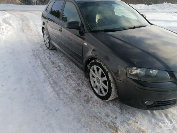 Black Audi A3 2005 in Utena, with an engine capacity of 2.00 L and mileage of 293 thousand km for 2500 €, photo 4 on AUTOMOTO.COM.LV