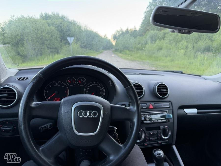 Черный Ауди А3 2005 в Каунас, объемом двигателя 1.90 л и пробегом 339 тыс. км за 1250 €, фото 11 на AUTOMOTO.COM.LV