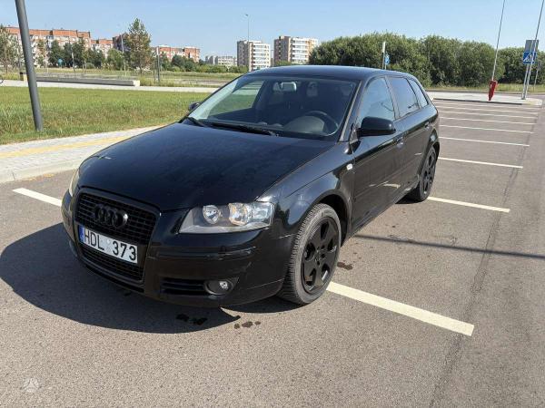 Melns Audi A3 2005 Gargždai, ar dzinēja tilpumu 2.00 L un nobraukumu 295 tūkst. km par 1300 €, foto 1 vietnē AUTOMOTO.COM.LV