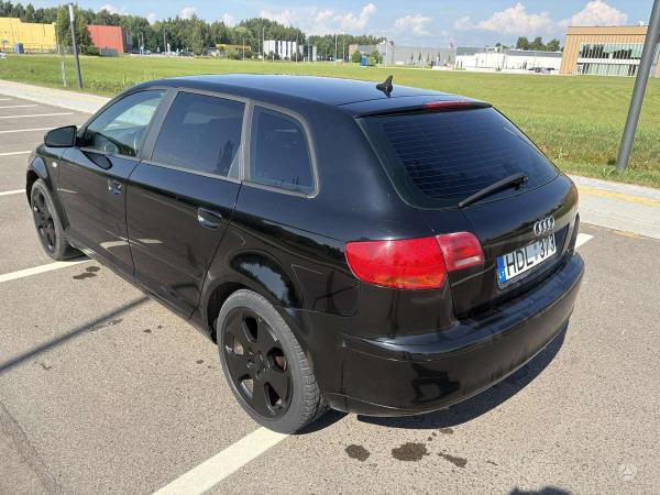 Melns Audi A3 2005 Gargždai, ar dzinēja tilpumu 2.00 L un nobraukumu 295 tūkst. km par 1300 €, foto 4 vietnē AUTOMOTO.COM.LV
