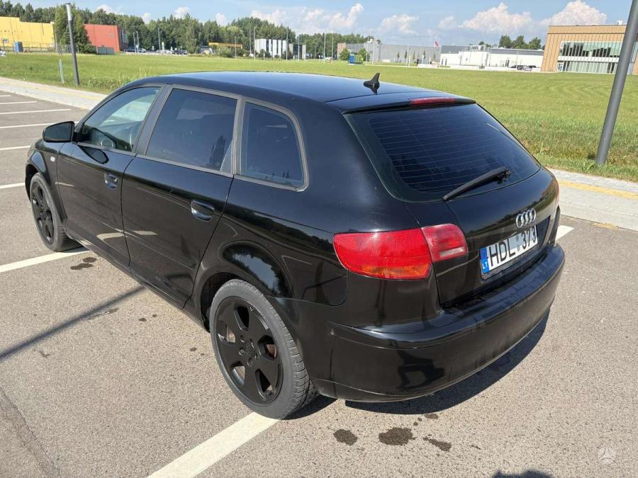Melns Audi A3 2005 Gargždai, ar dzinēja tilpumu 2.00 L un nobraukumu 295 tūkst. km par 1300 €, foto 5 vietnē AUTOMOTO.COM.LV