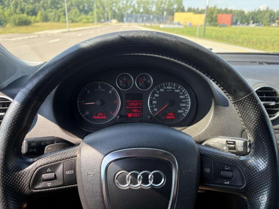 Melns Audi A3 2005 Gargždai, ar dzinēja tilpumu 2.00 L un nobraukumu 295 tūkst. km par 1300 €, foto 7 vietnē AUTOMOTO.COM.LV