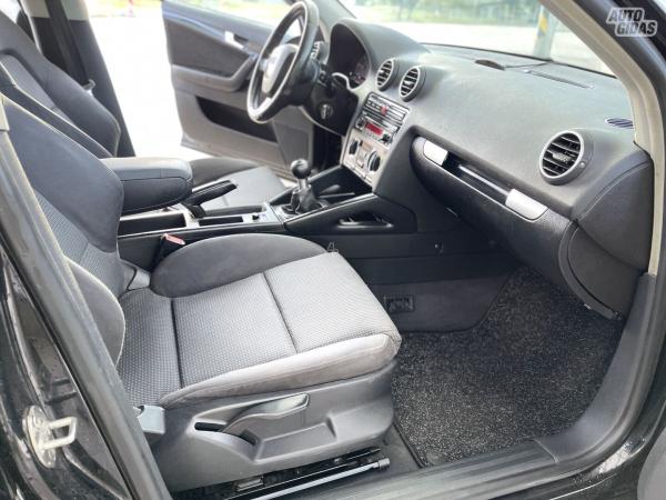 Black Audi A3 2005 in Radviliskis, with an engine capacity of 2.00 L and mileage of 251 thousand km for 2650 €, photo 10 on AUTOMOTO.COM.LV