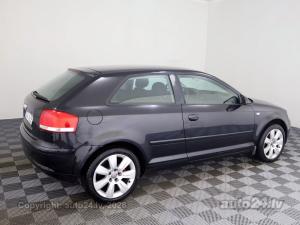 Black Audi A3 2005 in Tallinn, with an engine capacity of 1.60 L and mileage of 258 thousand km for 699 €, photo 4 on AUTOMOTO.COM.LV