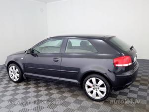 Black Audi A3 2005 in Tallinn, with an engine capacity of 1.60 L and mileage of 258 thousand km for 699 €, photo 5 on AUTOMOTO.COM.LV