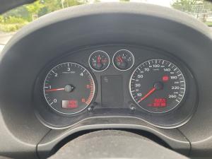 Melns Audi A3 2005 Viļņa, ar dzinēja tilpumu 1.90 L un nobraukumu 308 tūkst. km par 2150 €, foto 12 vietnē AUTOMOTO.COM.LV