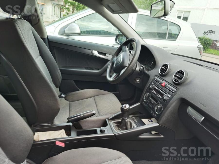 Black Audi A3 2005 in Riga, with an engine capacity of 2.00 L and mileage of 246 thousand km for 2050 €, photo 5 on AUTOMOTO.COM.LV