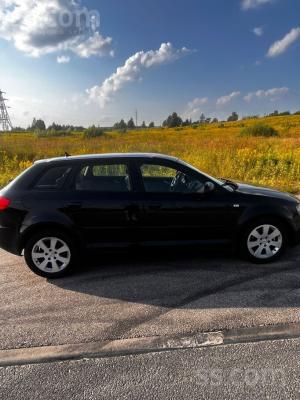 Melns Audi A3 2005 Rēzekne, ar dzinēja tilpumu 2.00 L un nobraukumu 375 tūkst. km par 2500 €, foto 4 vietnē AUTOMOTO.COM.LV