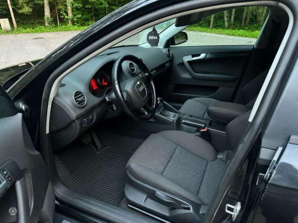 Black Audi A3 2005 in Alytus, with an engine capacity of 1.97 L and mileage of 215 thousand km for 2500 €, photo 10 on AUTOMOTO.COM.LV