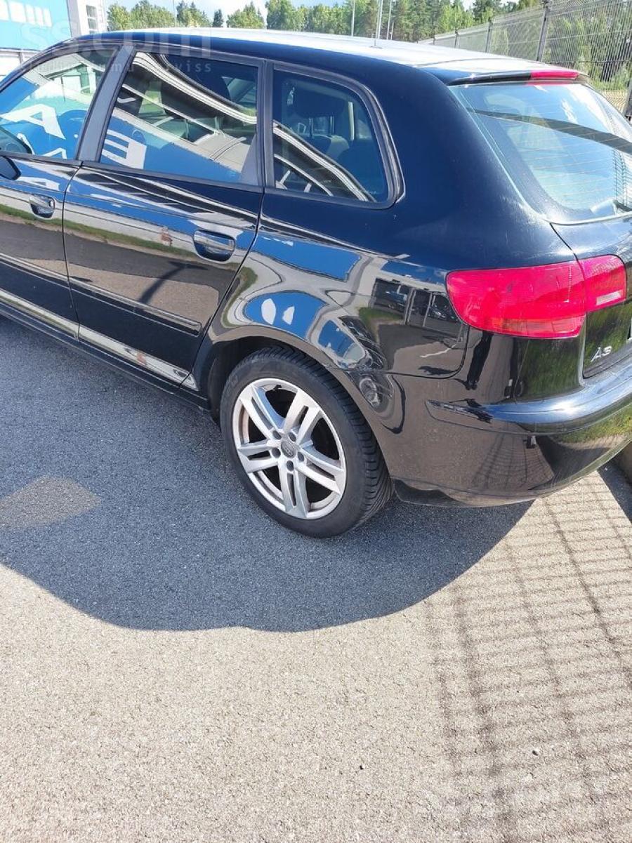 Black Audi A3 2005 in Riga, with an engine capacity of 1.90 L and mileage of 285 thousand km for 1550 €, photo 4 on AUTOMOTO.COM.LV