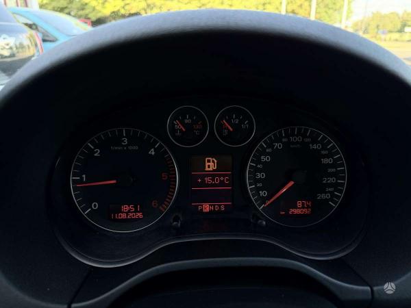 Audi A3 2005 Kauņa vietnē Melns Audi A3 2005 Kauņa, ar dzinēja tilpumu 2.00 L un nobraukumu 30 tūkst. km par 3000 €, foto 7 vietnē AUTOMOTO.COM.LV