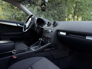Black Audi A3 2005 in Kaunas, with an engine capacity of 2.00 L and mileage of 30 thousand km for 3000 €, photo 13 on AUTOMOTO.COM.LV