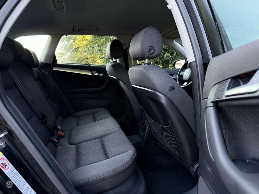 Black Audi A3 2005 in Kaunas, with an engine capacity of 2.00 L and mileage of 30 thousand km for 3000 €, photo 17 on AUTOMOTO.COM.LV