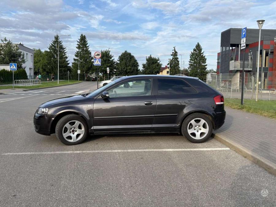Black Audi A3 2005 in Vilnius, with an engine capacity of 1.90 L and mileage of 300 thousand km for 2000 €, photo 6 on AUTOMOTO.COM.LV