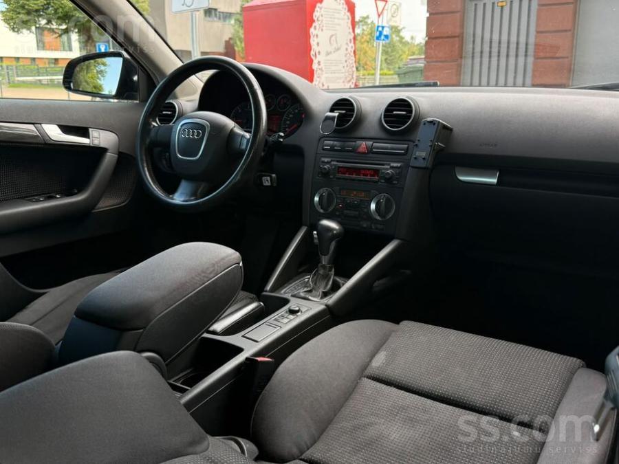 Black Audi A3 2005 in Riga, with an engine capacity of 2.00 L and mileage of 0 thousand km for 1590 €, photo 9 on AUTOMOTO.COM.LV
