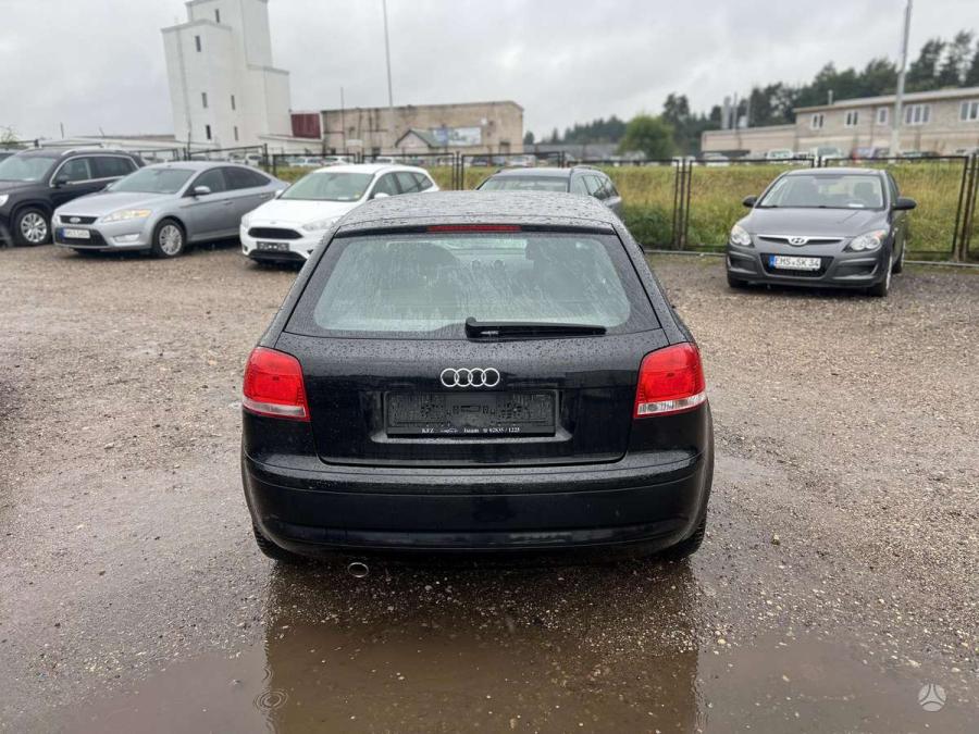 Melns Audi A3 2005 Utena, ar dzinēja tilpumu 1.60 L un nobraukumu 194 tūkst. km par 2350 €, foto 6 vietnē AUTOMOTO.COM.LV