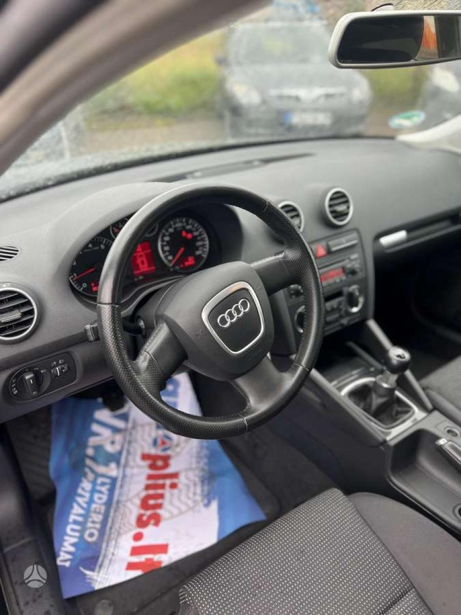Melns Audi A3 2005 Utena, ar dzinēja tilpumu 1.60 L un nobraukumu 194 tūkst. km par 2350 €, foto 10 vietnē AUTOMOTO.COM.LV