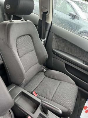 Melns Audi A3 2005 Utena, ar dzinēja tilpumu 1.60 L un nobraukumu 194 tūkst. km par 2350 €, foto 16 vietnē AUTOMOTO.COM.LV