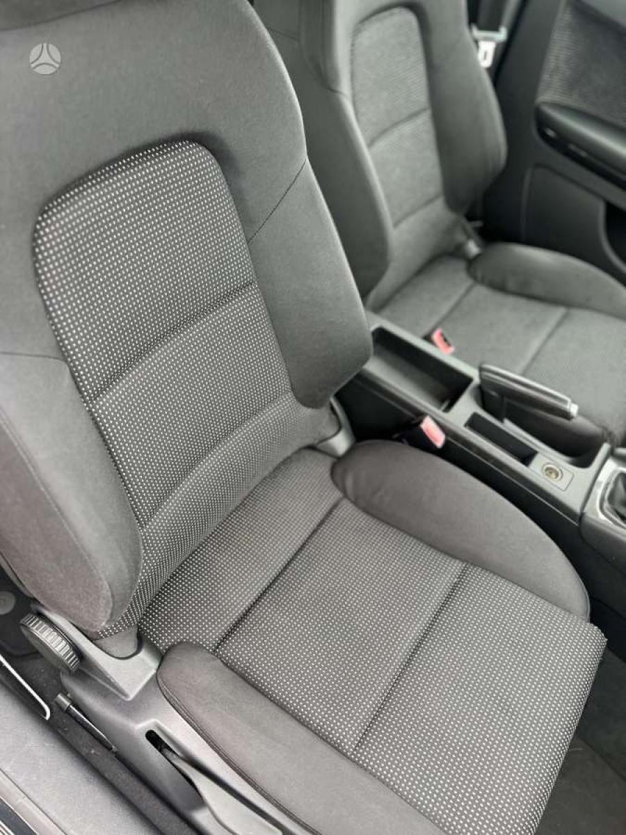 Melns Audi A3 2005 Utena, ar dzinēja tilpumu 1.60 L un nobraukumu 194 tūkst. km par 2350 €, foto 17 vietnē AUTOMOTO.COM.LV