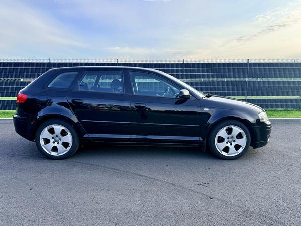 Melns Audi A3 2005 Tallina, ar dzinēja tilpumu 2.00 L un nobraukumu 275 tūkst. km par 3000 €, foto 3 vietnē AUTOMOTO.COM.LV