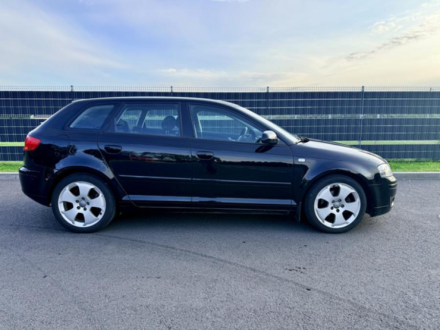 Black Audi A3 2005 in Tallinn, with an engine capacity of 2.00 L and mileage of 275 thousand km for 3000 €, photo 3 on AUTOMOTO.COM.LV