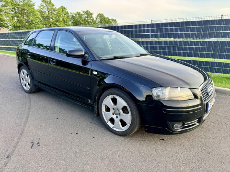 Black Audi A3 2005 in Tallinn, with an engine capacity of 2.00 L and mileage of 275 thousand km for 3000 €, photo 9 on AUTOMOTO.COM.LV