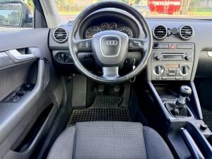 Black Audi A3 2005 in Tallinn, with an engine capacity of 2.00 L and mileage of 275 thousand km for 3000 €, photo 14 on AUTOMOTO.COM.LV