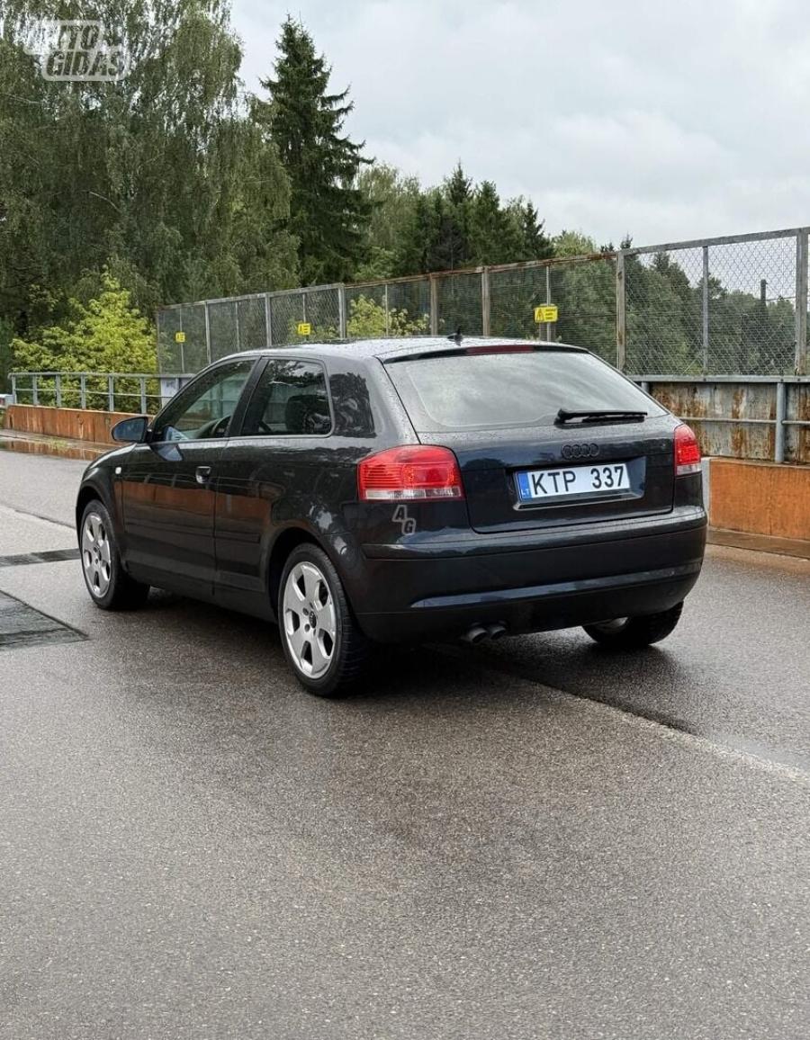 Melns Audi A3 2005 Vievis, ar dzinēja tilpumu 2.00 L un nobraukumu 340 tūkst. km par 1300 €, foto 7 vietnē AUTOMOTO.COM.LV