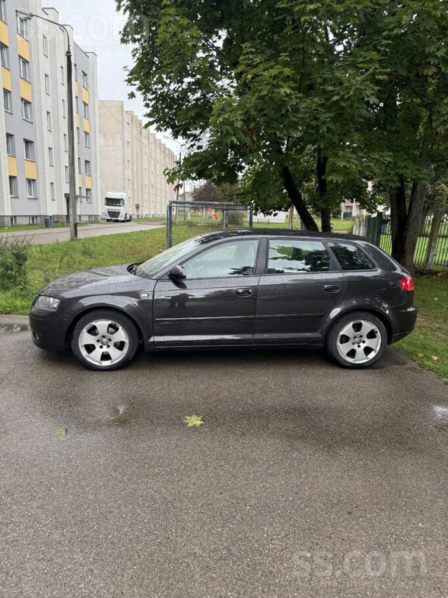 Black Audi A3 2005 in Daugavpils, with an engine capacity of 2.00 L and mileage of 316 thousand km for 2600 €, photo 3 on AUTOMOTO.COM.LV