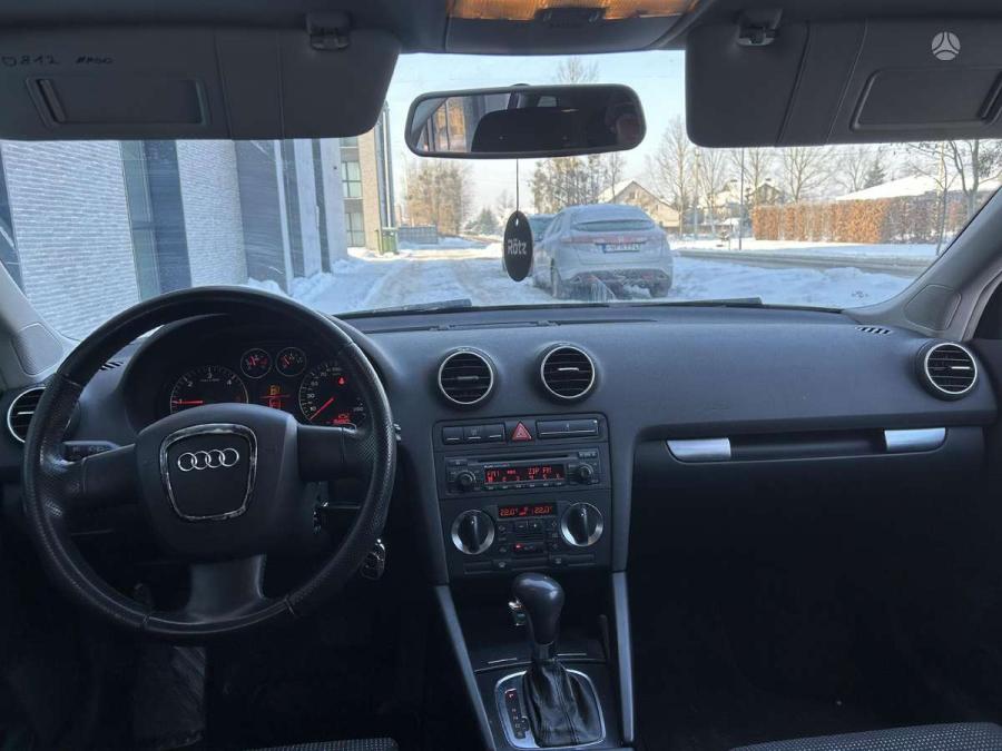 Black Audi A3 2006 in Kaunas, with an engine capacity of 1.97 L and mileage of 360 thousand km for 2650 €, photo 11 on AUTOMOTO.COM.LV