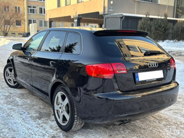 Melns Audi A3 2006 Kauņa, ar dzinēja tilpumu 2.00 L un nobraukumu 300 tūkst. km par 2350 €, foto 3 vietnē AUTOMOTO.COM.LV