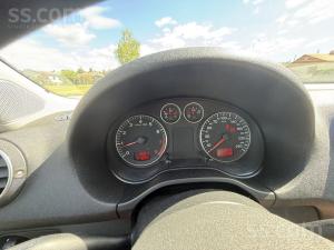 Black Audi A3 2006 in Cesis, with an engine capacity of 2.00 L and mileage of 250 thousand km for 1650 €, photo 3 on AUTOMOTO.COM.LV