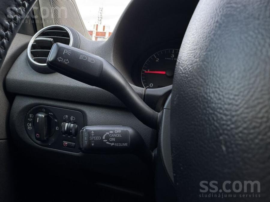 Melns Audi A3 2006 Rīga, ar dzinēja tilpumu 1.90 L un nobraukumu 340 tūkst. km par 2490 €, foto 11 vietnē AUTOMOTO.COM.LV