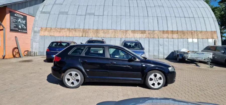 Black Audi A3 2006 in Valmiera, with an engine capacity of 2.00 L and mileage of 241 thousand km for 2700 €, photo 3 on AUTOMOTO.COM.LV